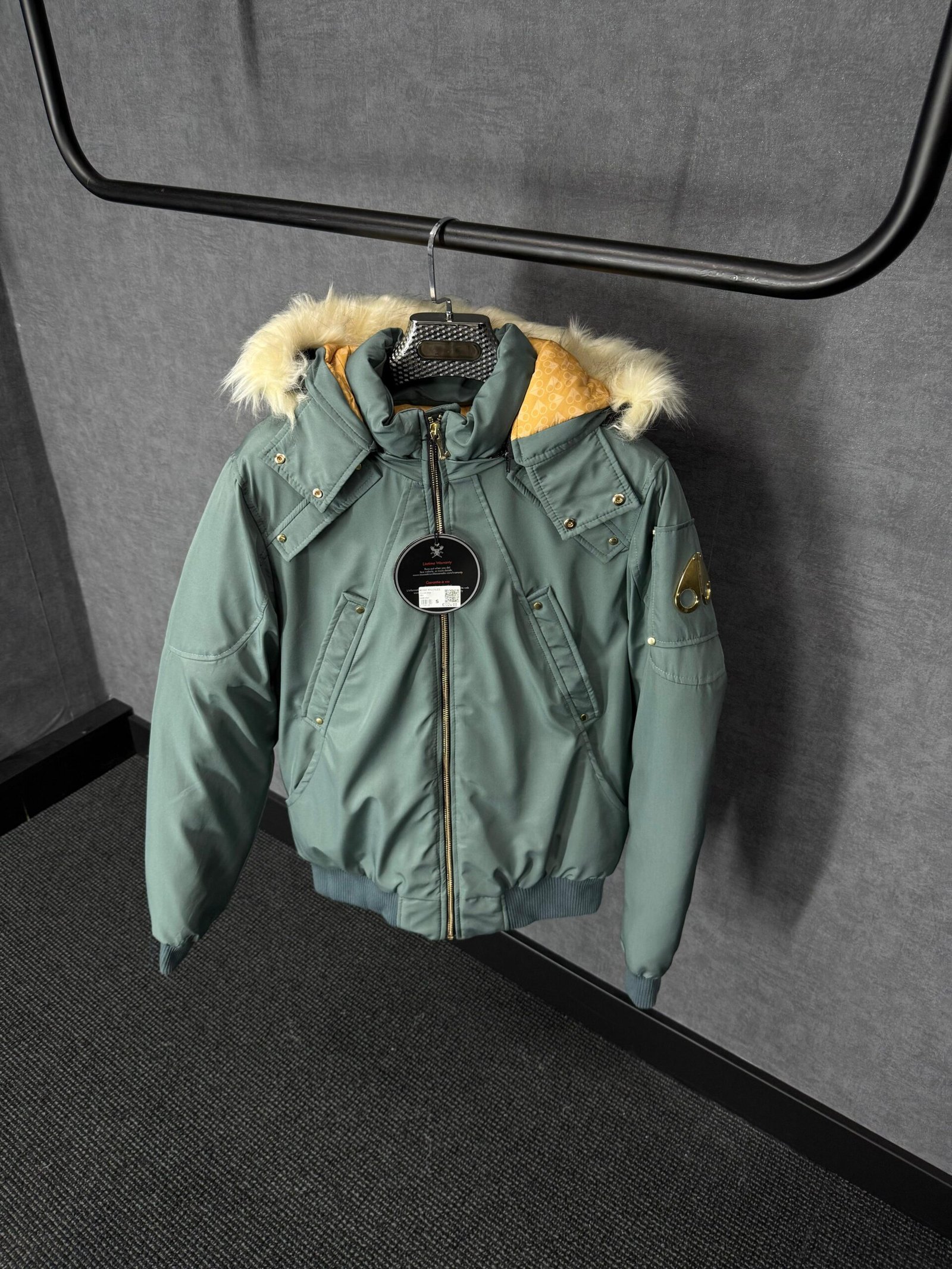 Moose Knuckles Mint Green Winterjas – royaltopoutlet